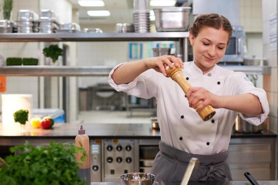 Commis de Rang bei Grandhotel Schloss Bensberg in Bergisch Gladbach ...