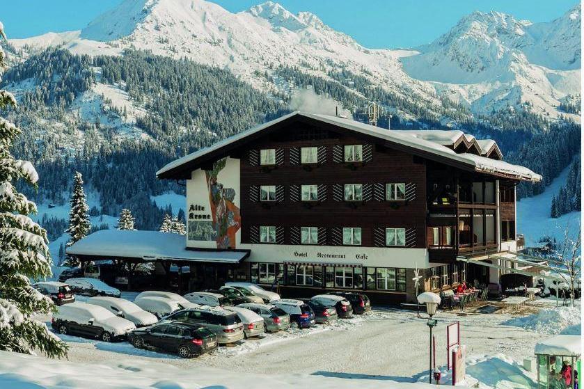 Abteilungskoch bei Hotel Alte Krone in Mittelberg, Kleinwalsertal ...